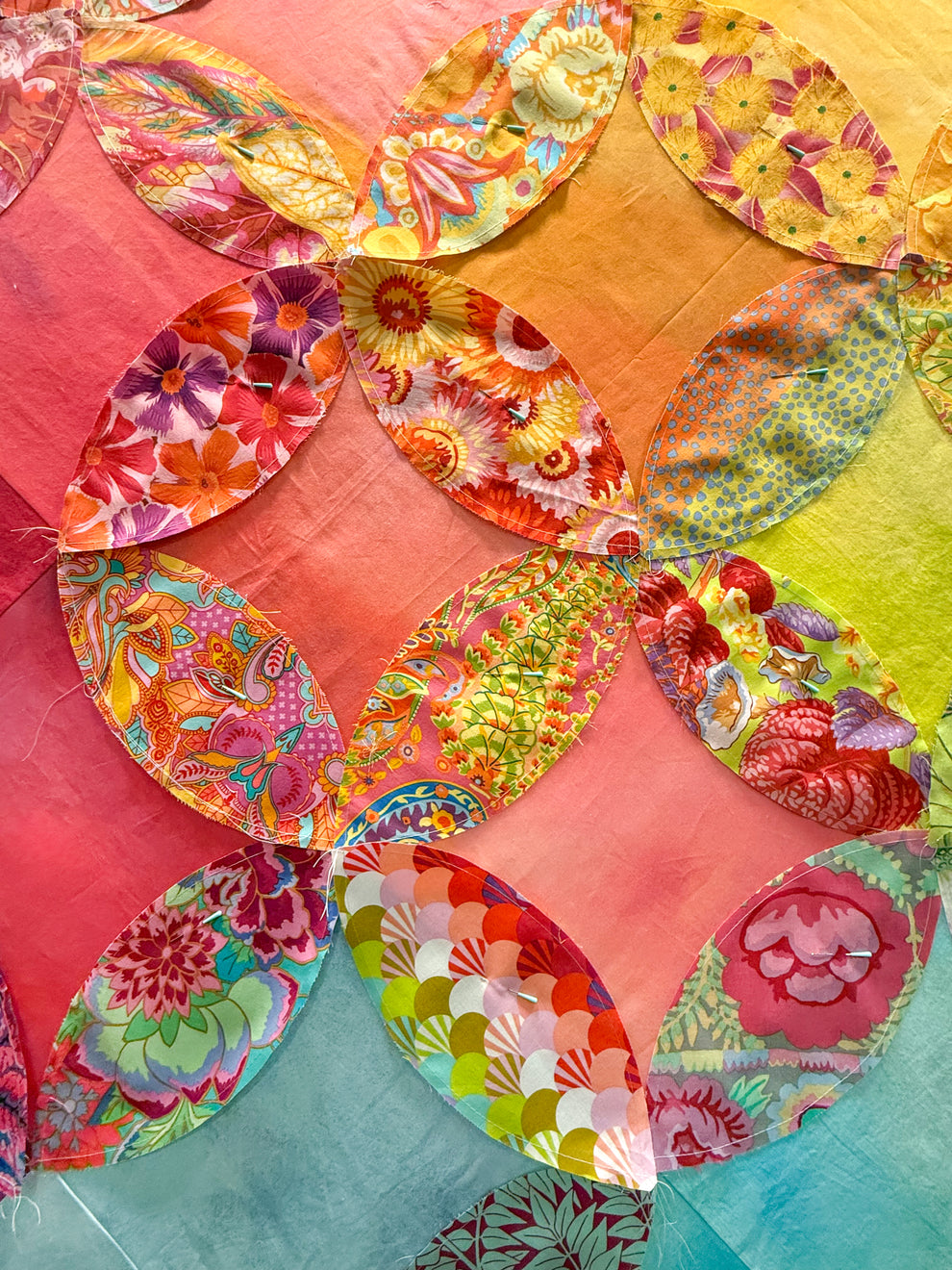 The Aether Quilt: Exploring Color, Movement & Appliqué – C&T Publishing